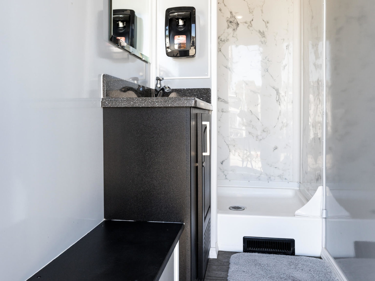 10-Station Luxury Restroom Trailer - Major Event Trailers rents Luxury ...